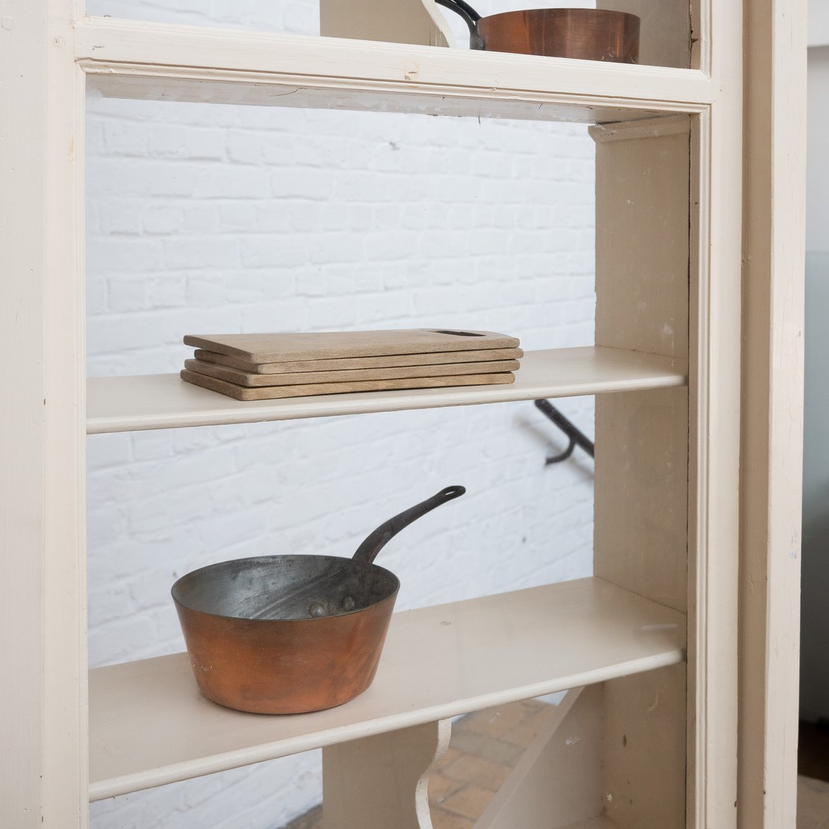 Large Display Case with Sliding Doors, 1900 for sale at Pamono