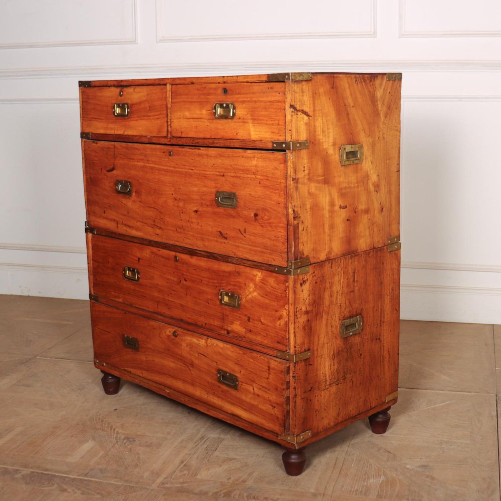 English Military Campaign Chest for sale at Pamono