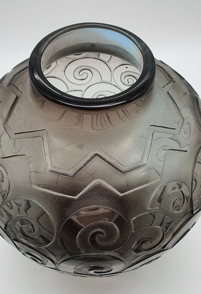 Vintage Vase from Daum for sale at Pamono