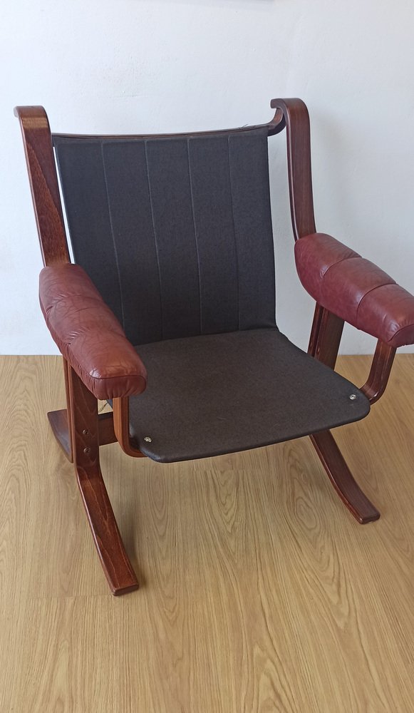 Mid-Century Modern Scandinavian Leather Easy Chair by Ekornes, 1970s ...