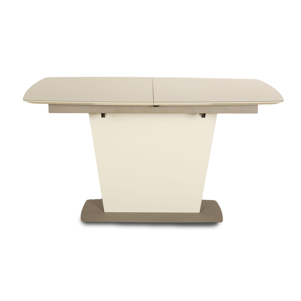 White Wood Milano Dining Table from Boconcept for sale at Pamono