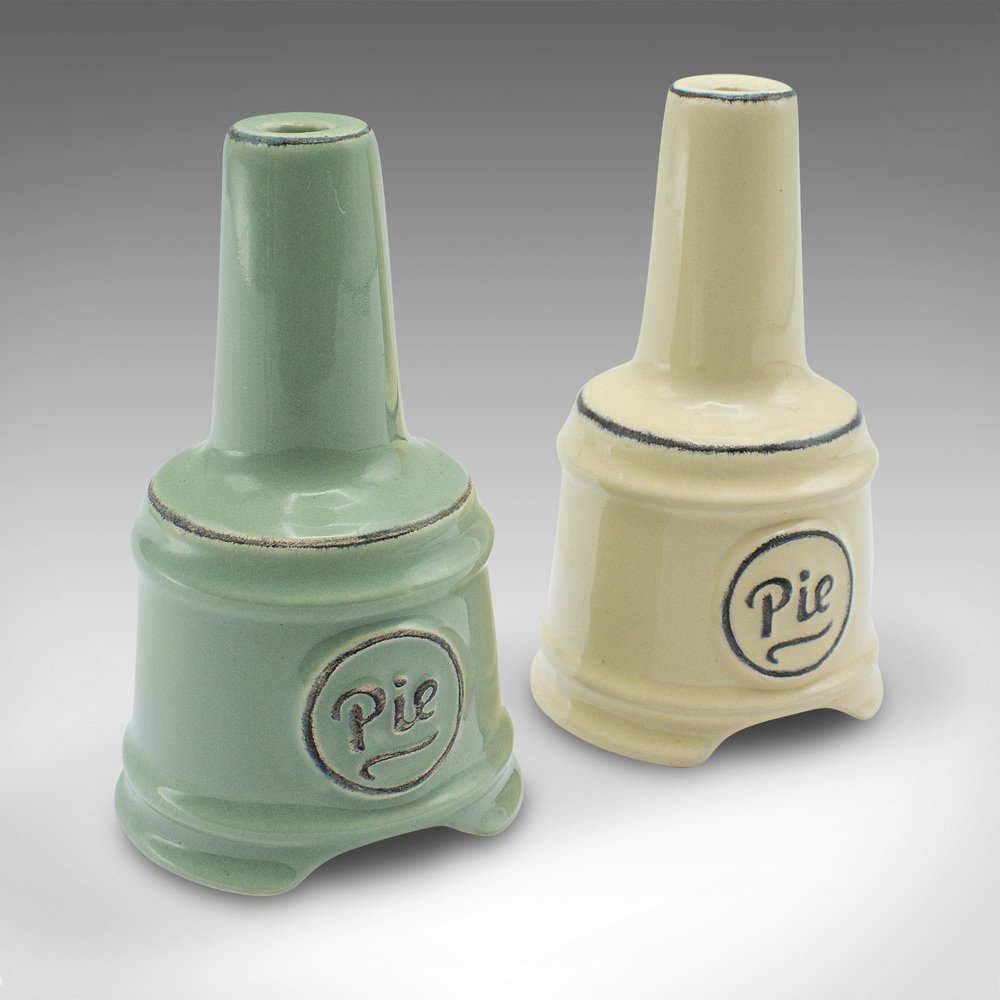 Mid-Century English Ceramic Pie Funnels, 1960s, Set of 2 for sale at Pamono
