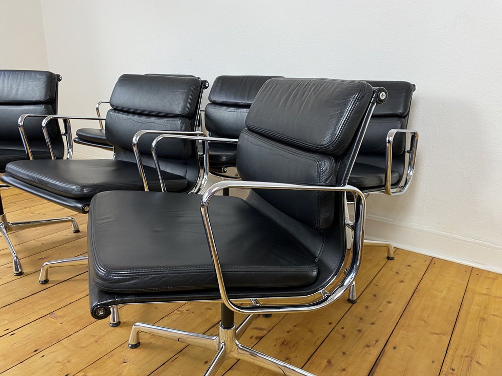 EA 207 Soft Pad Chairs by Charles & Ray Eames for Vitra, Set of 6 for ...