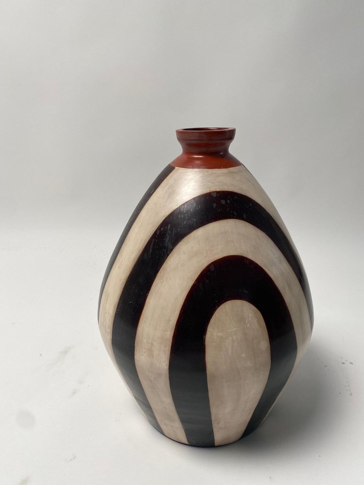 Large Sculptural Causucanas Vase by Ernesto Sanchez, 1970s for sale at Pamono