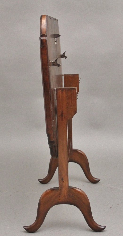 Mid-Century Walnut Fire Screen Table, 1950s for sale at Pamono