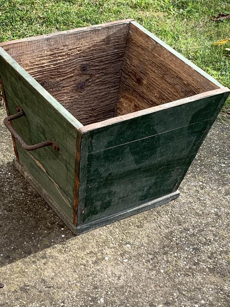 Green Pine Box, 1940s for sale at Pamono