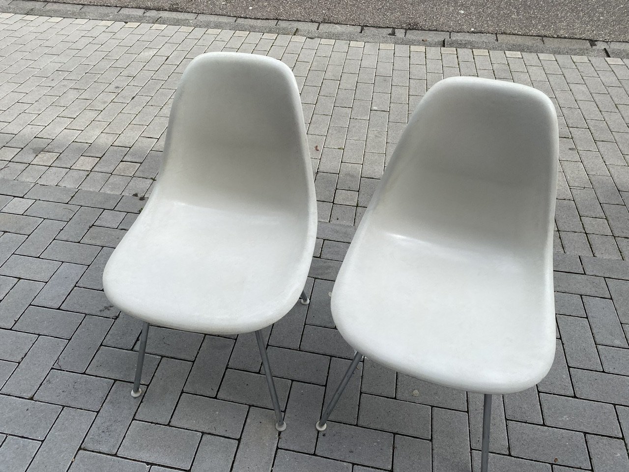 Juego de sillas vintage de Charles & Ray Eames para Herman Miller, años ...