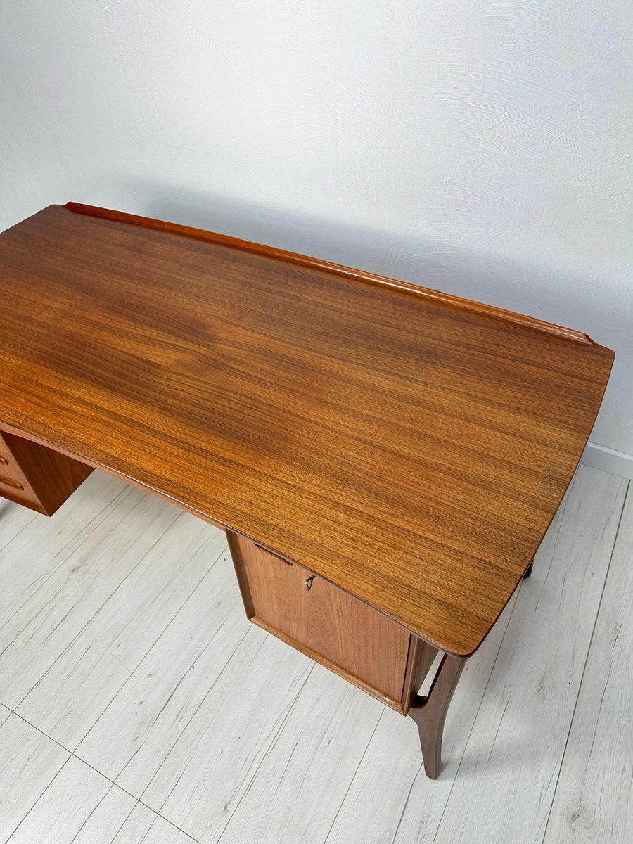 Mid-Century Danish Bow Front Teak Writing Desk by Svend Aage Madsen for ...