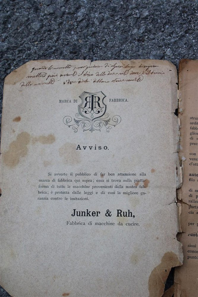 Small Cast Iron Sewing Machine from Junker & Ruh, 1890s for sale at Pamono