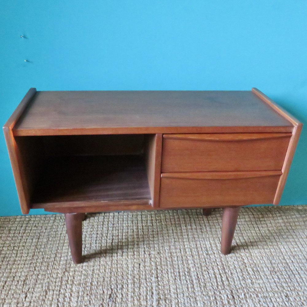 Small Teak Chest of Drawers, 1960 for sale at Pamono
