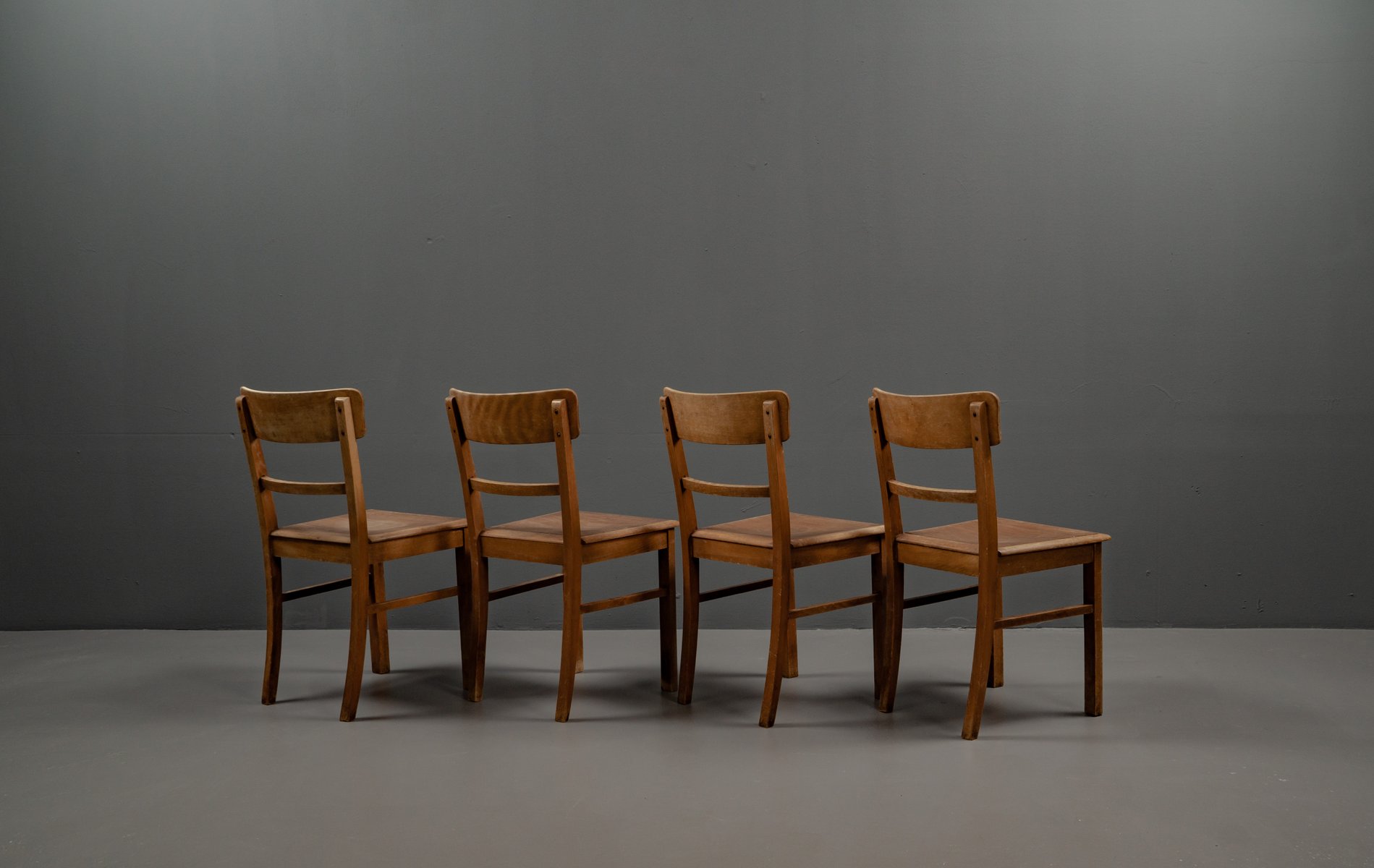 Bauhaus Rung Chairs in Beech Wood, 1930s, Set of 4 for sale at Pamono