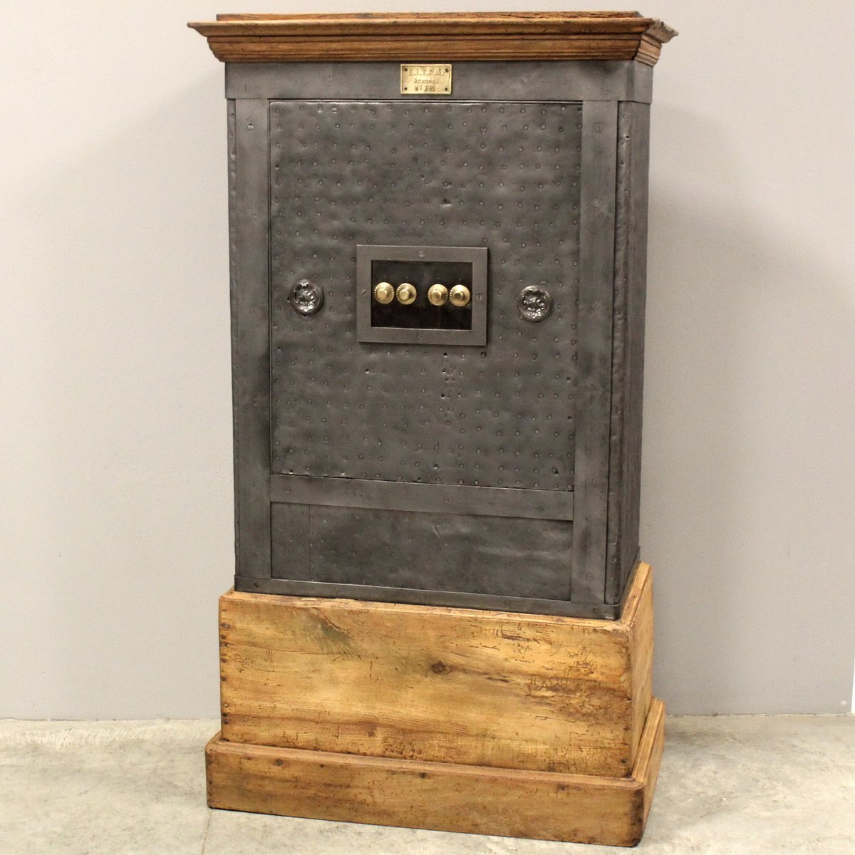 Iron Safe in Iron for sale at Pamono