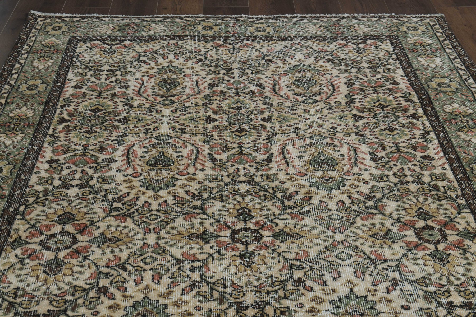 Vintage Turkish Green Floral Rug, 1960s for sale at Pamono
