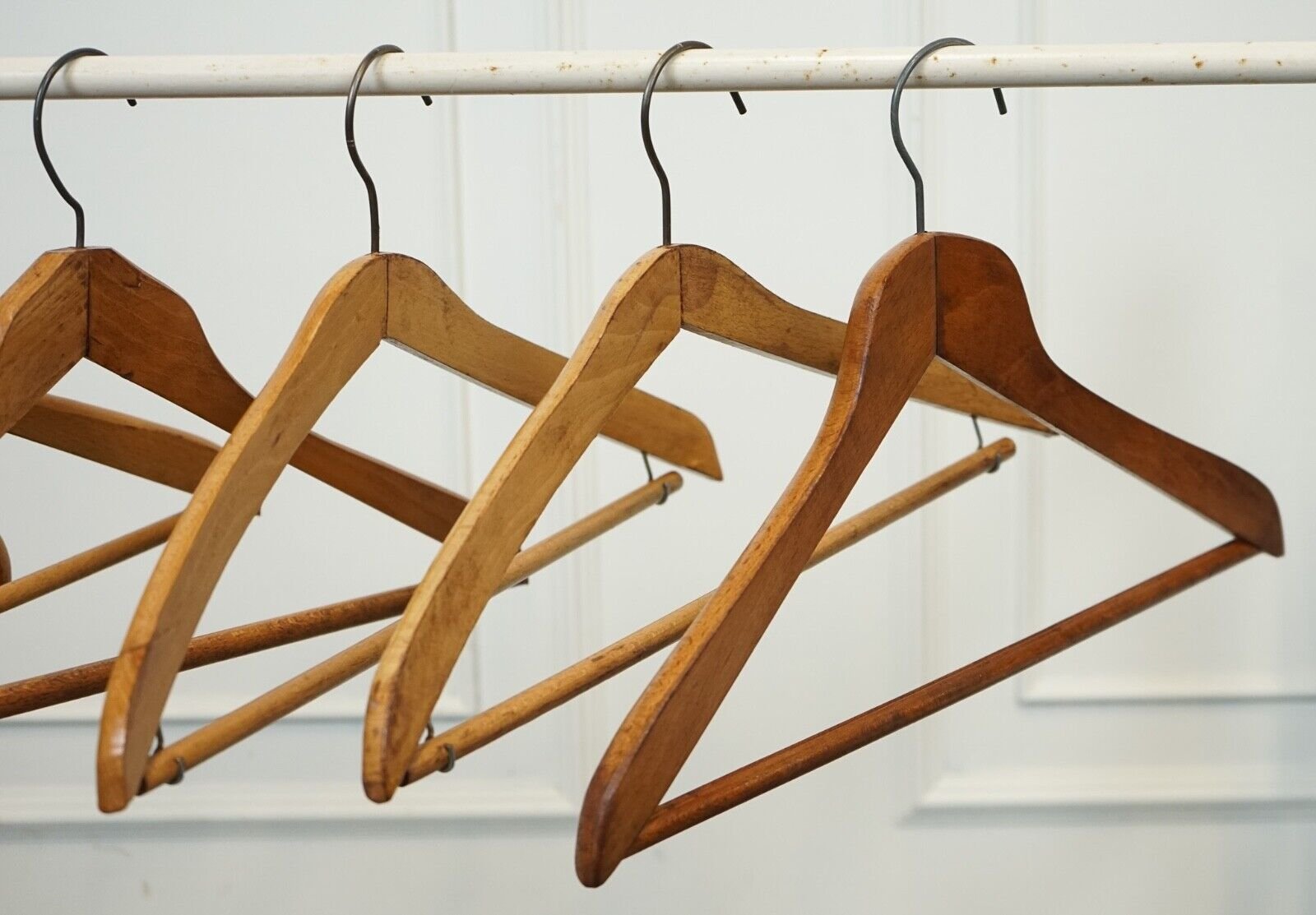 Matched Hangers from Tetley & Butler, Set of 6 for sale at Pamono