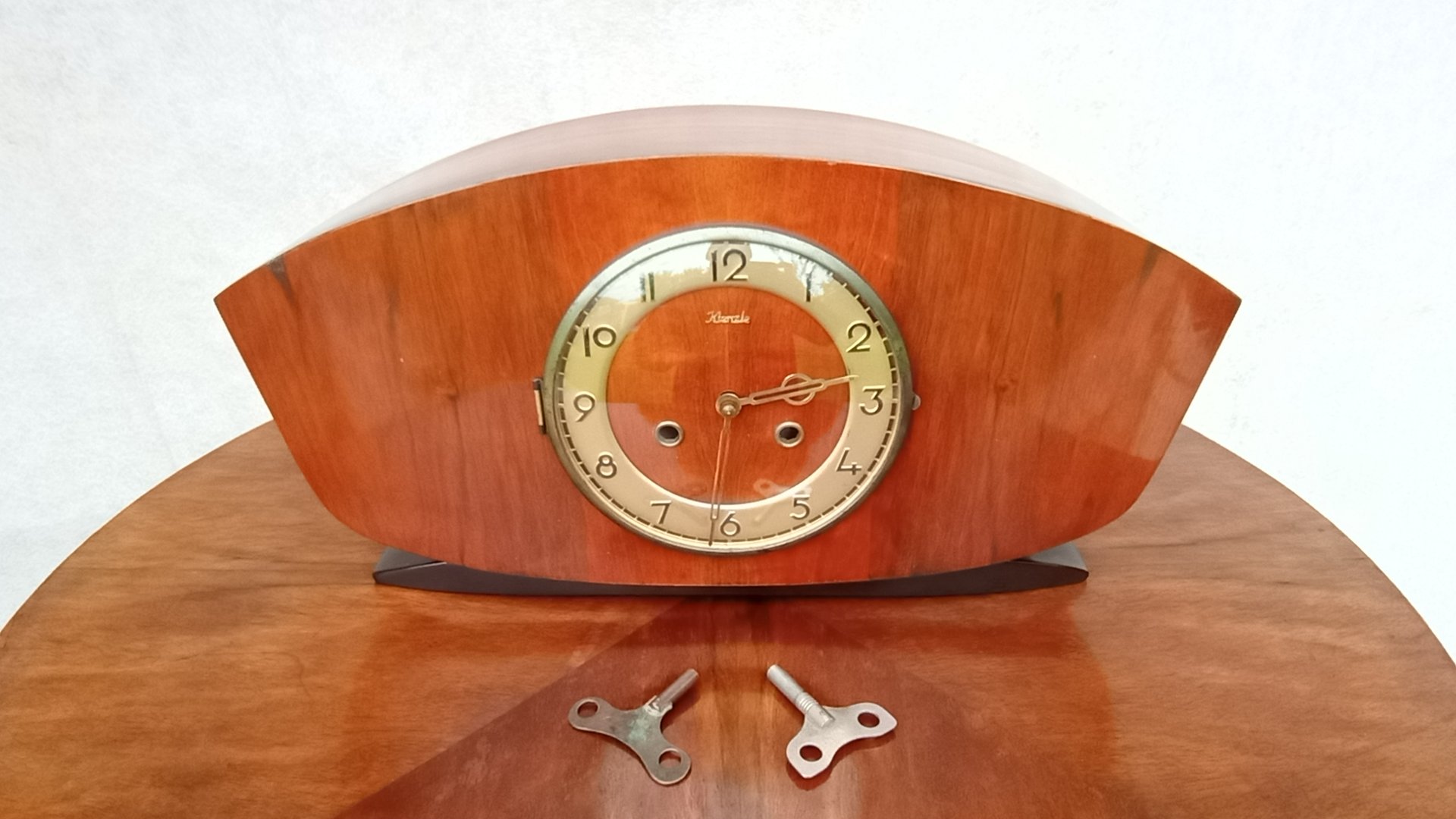 Mantel Clock from Kienzle, 1949 for sale at Pamono