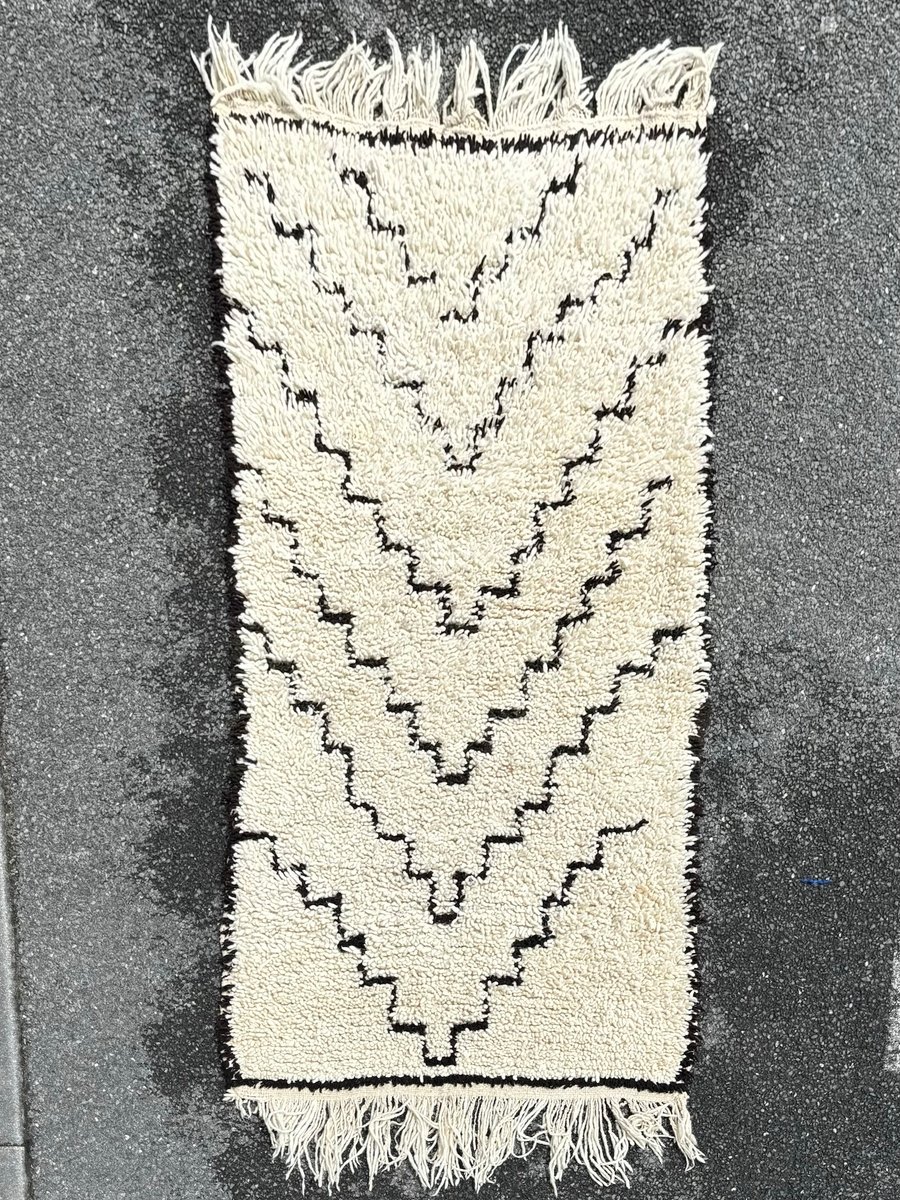 Traditional Moroccan Berber Beni Ourain Wool Rug, 1990s for sale at Pamono