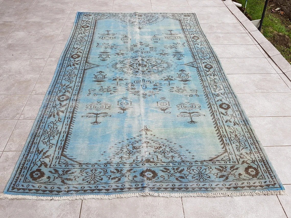 Vintage Turkish Pale Blue Wool Rug, 1960s for sale at Pamono