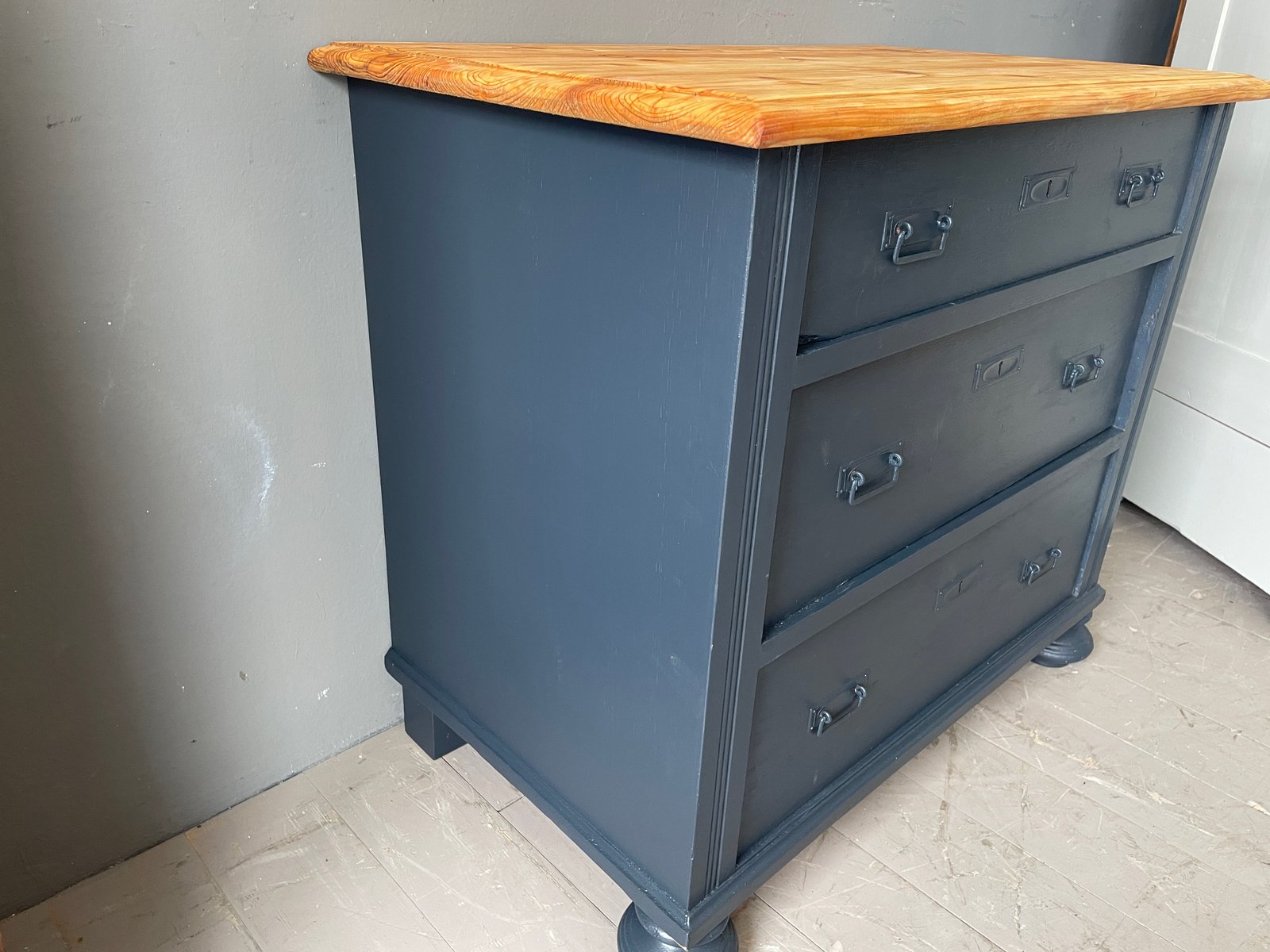 Antique Chest of Drawers, 1890s for sale at Pamono