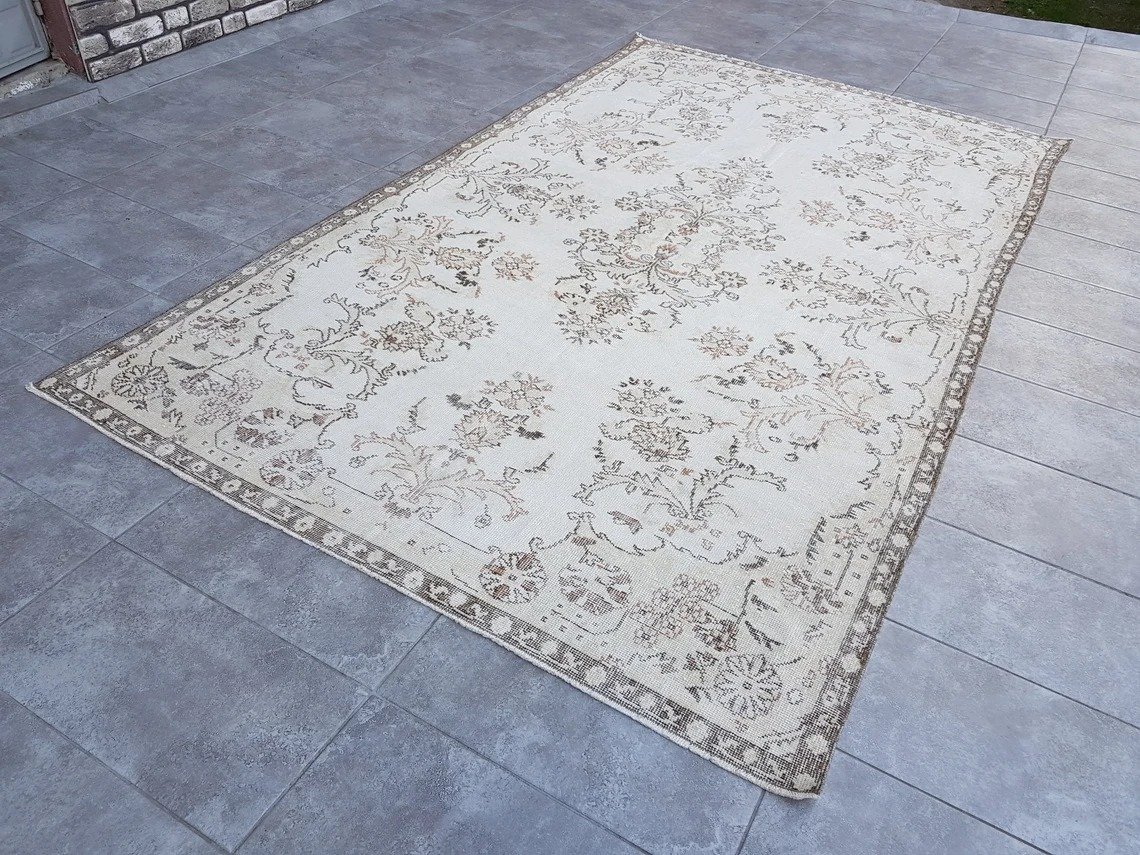 Vintage Turkish Beige Overdyed Rug, 1960s for sale at Pamono