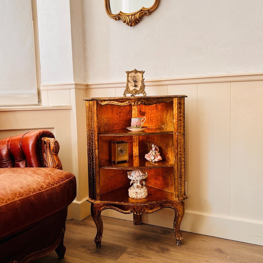 Vintage Italian Corner Cabinet, 1960s for sale at Pamono