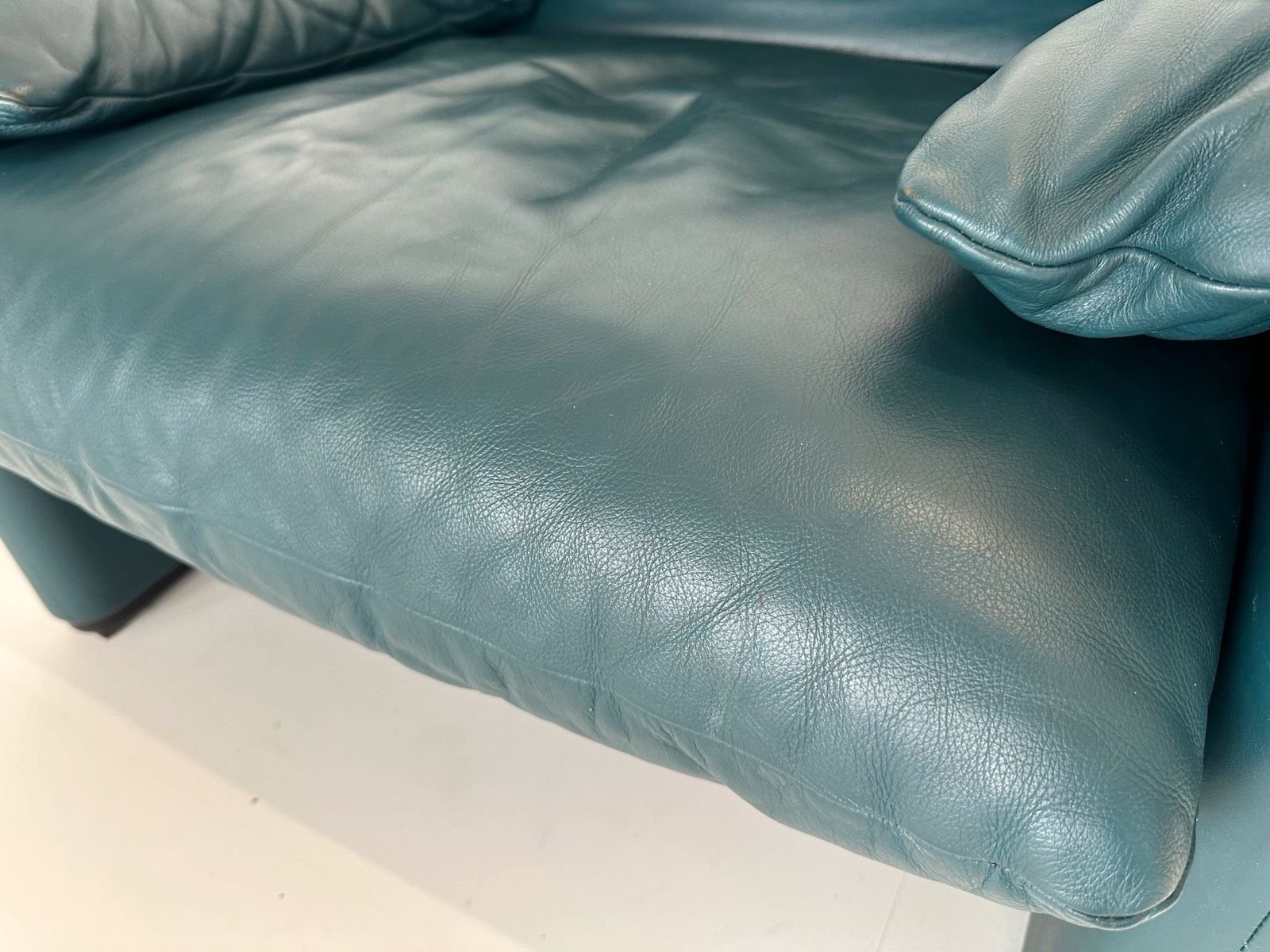 Maralunga Lounge Chair in Leather by Vico Magistretti for Cassina for ...