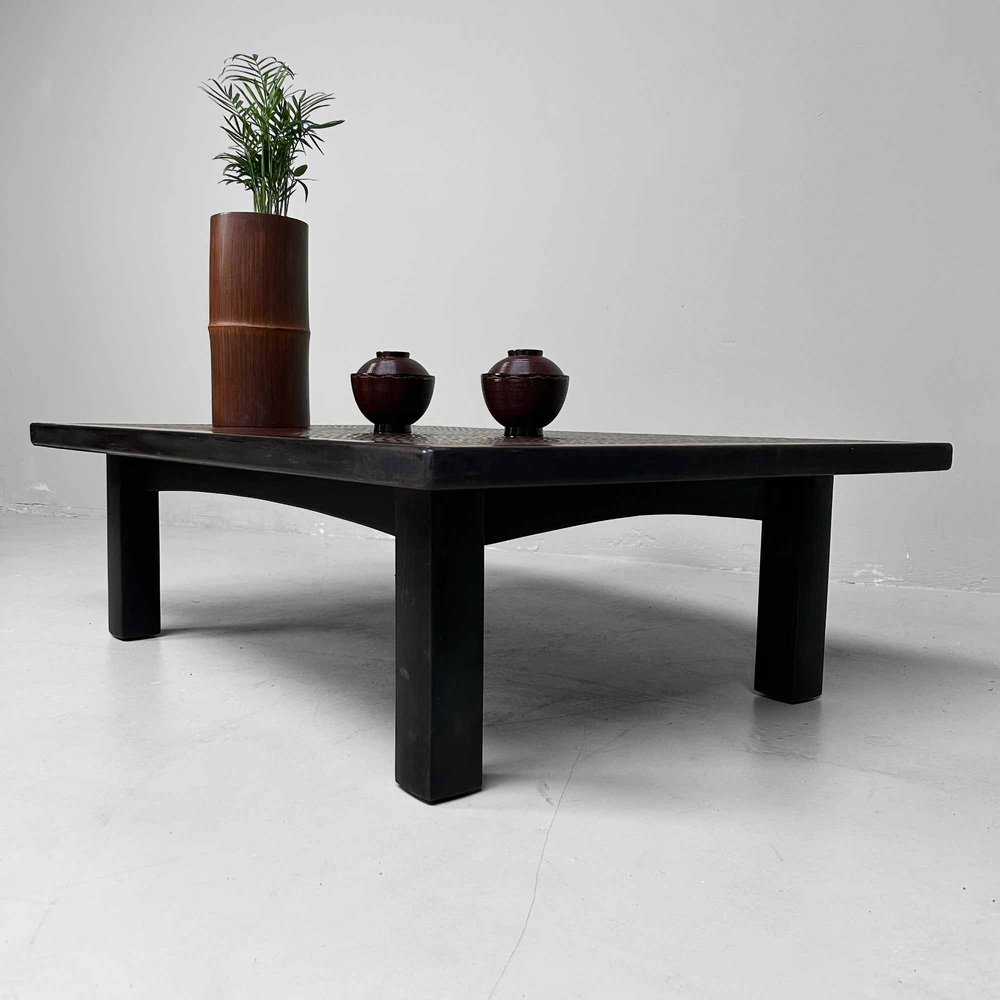 Low Kamakura Bori Lacquer Table, 1930s for sale at Pamono