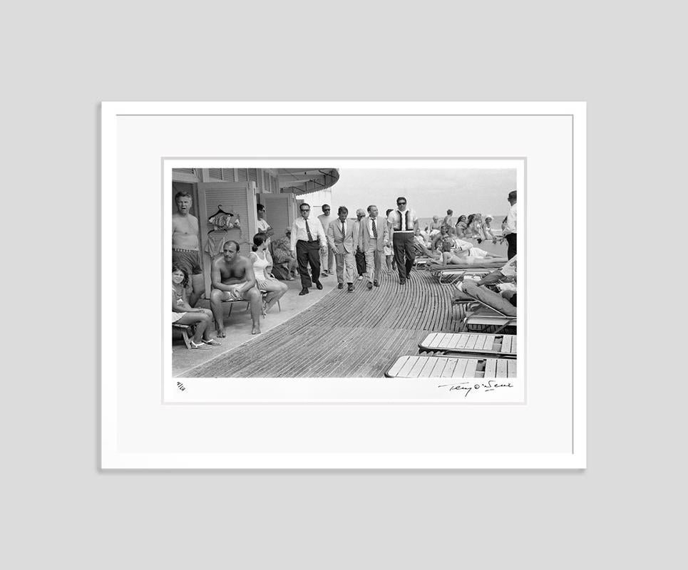 Terry O'Neill, Frank Sinatra Boardwalk in Miami,1968, Lifetime Hand ...