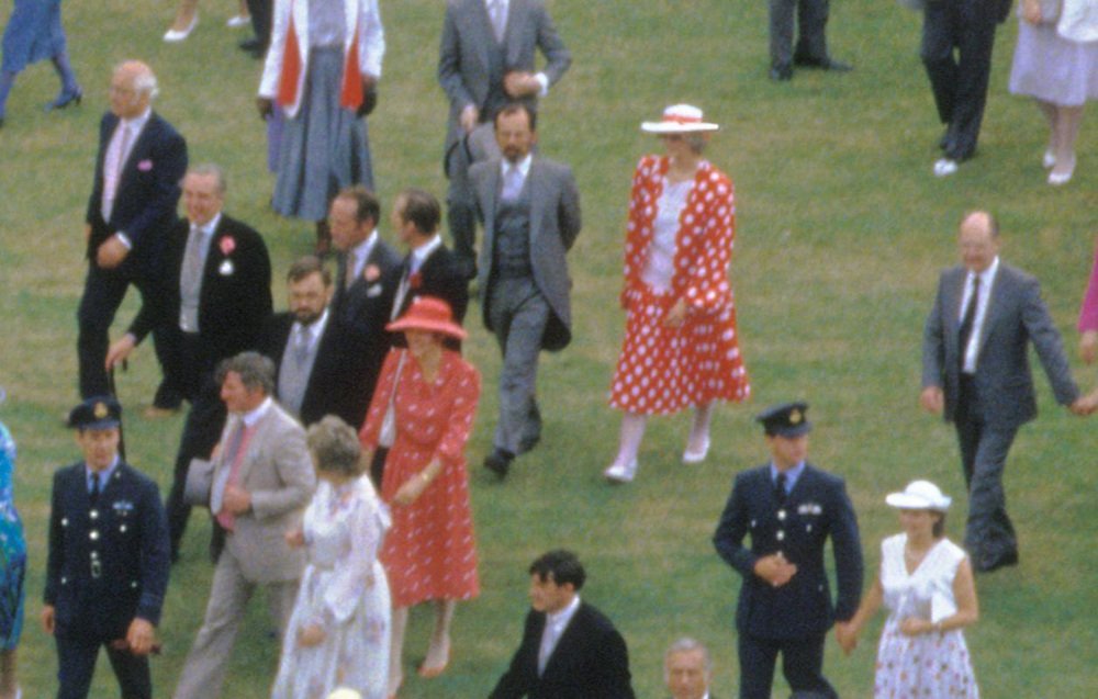 Homer Sykes, Buckingham Palace Garden Party England, 1985, Limited ...