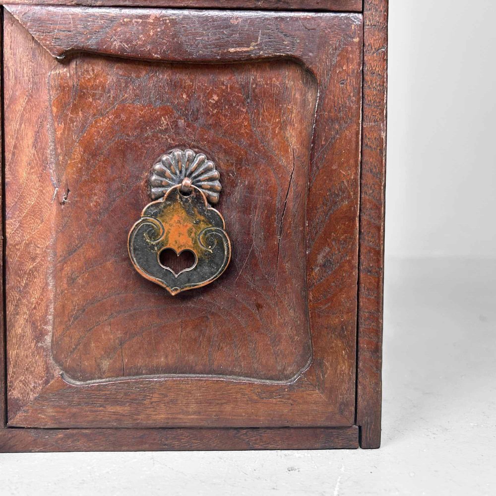 Small Meiji Tansu Japanese Drawer Cabinet, 1890s for sale at Pamono