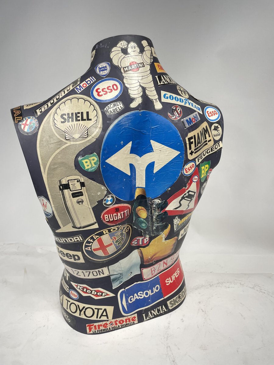 Italian Pop Art Sculpture for sale at Pamono