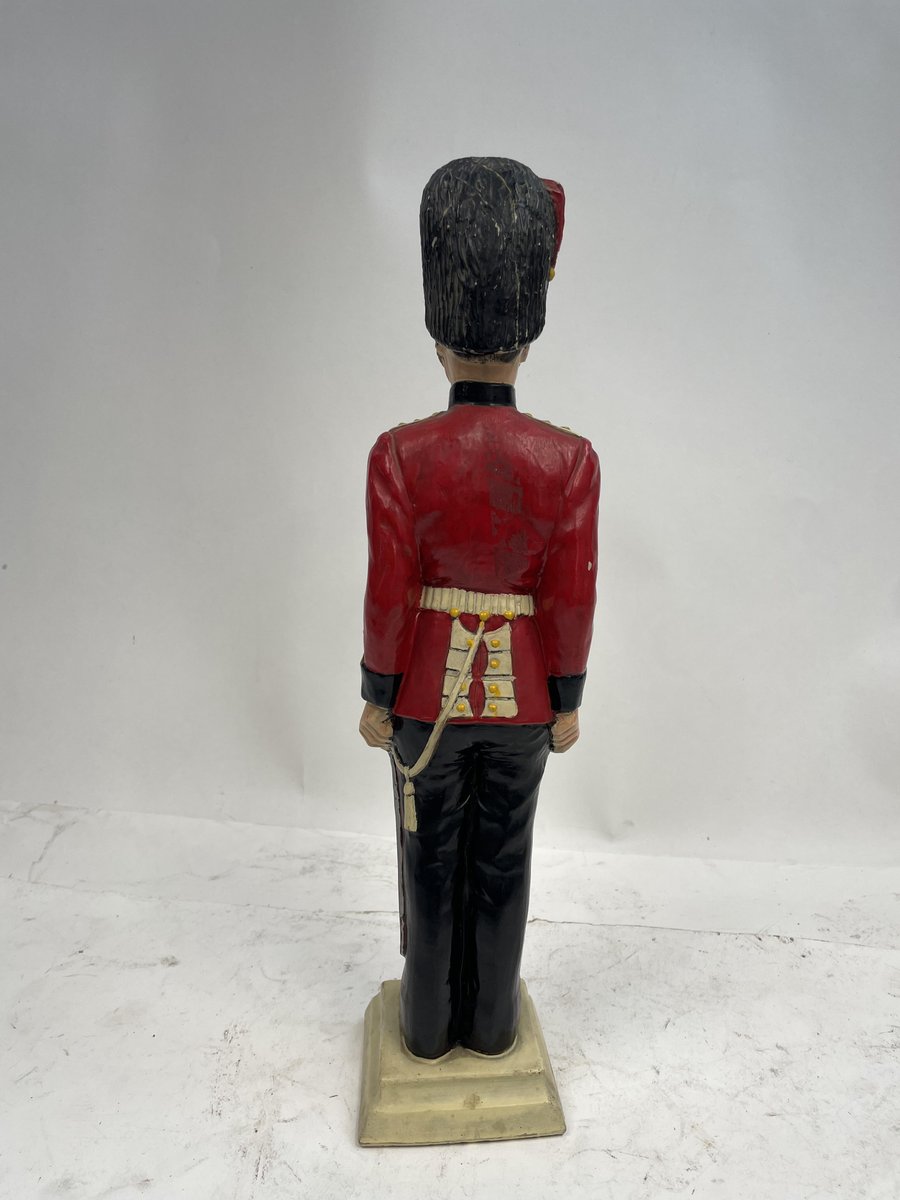 English Royal Guards Ceramic Bottle, 1970s for sale at Pamono