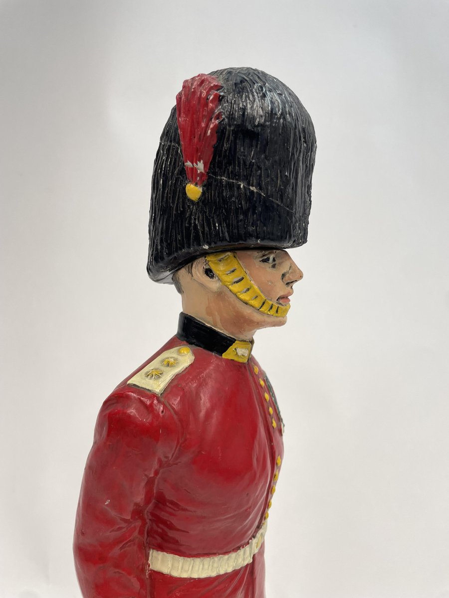 English Royal Guards Ceramic Bottle, 1970s for sale at Pamono