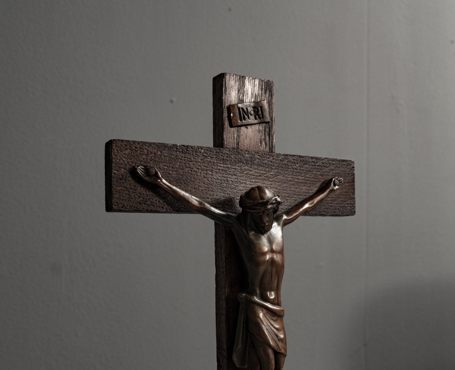 Brutalist Jesus Cross in Metal and Wood for sale at Pamono