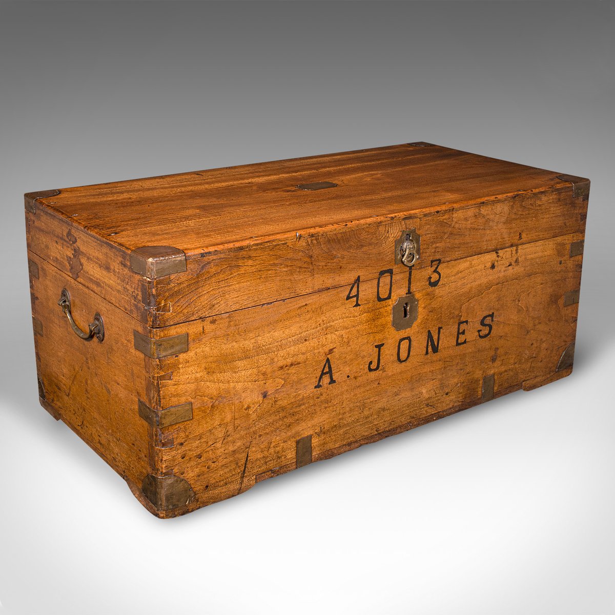 Antique English Victorian Camphor Wood Military Trunk, 1890s for sale ...