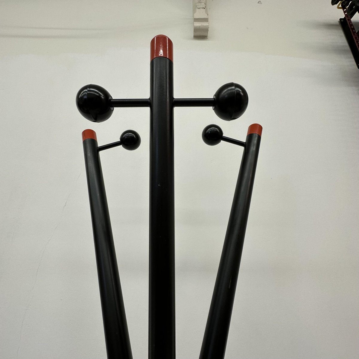 Tripod Coat Rack, 1980s for sale at Pamono