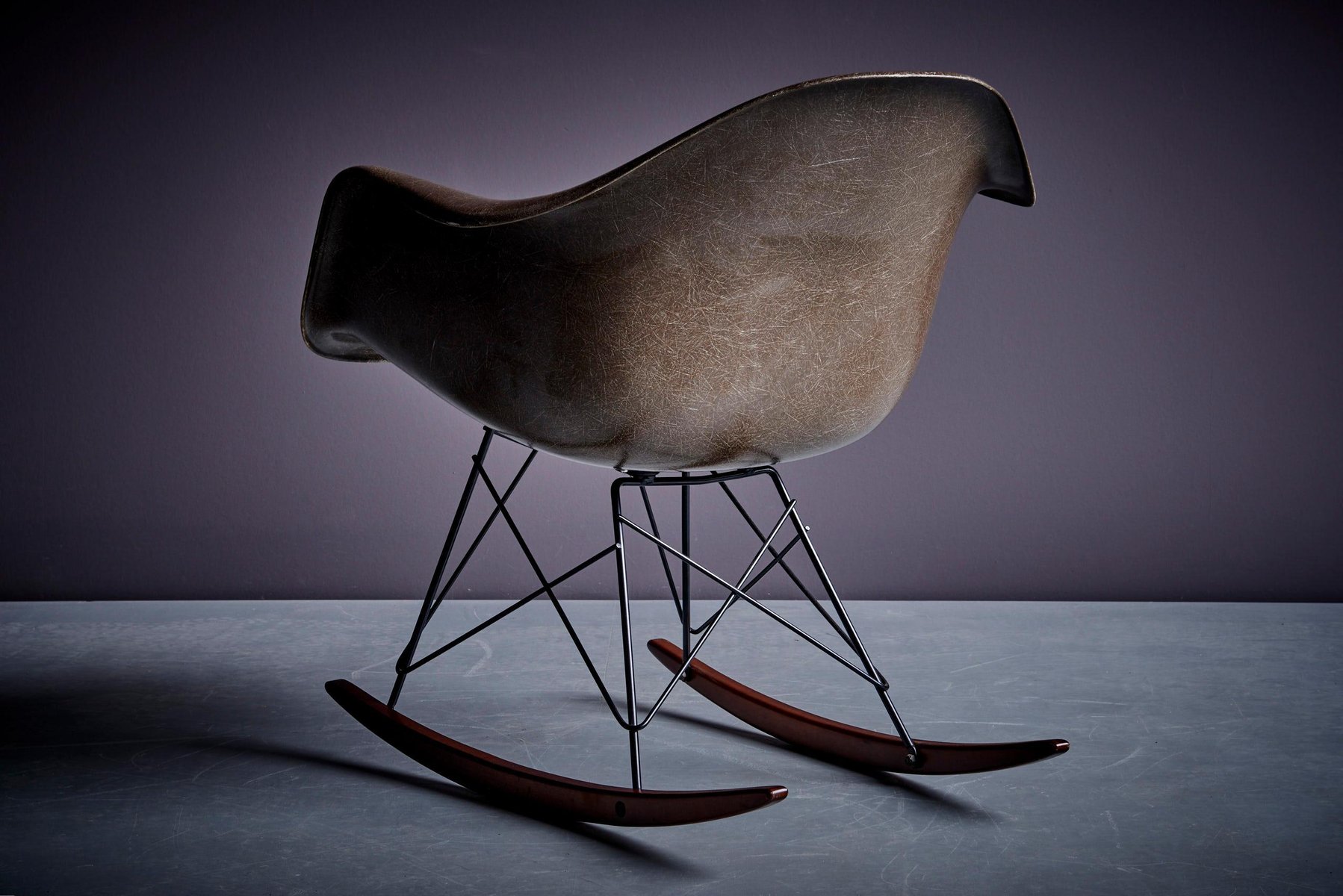 Rocking Chair by Ray & Charles Eames for Vitra, 1980s for sale at Pamono