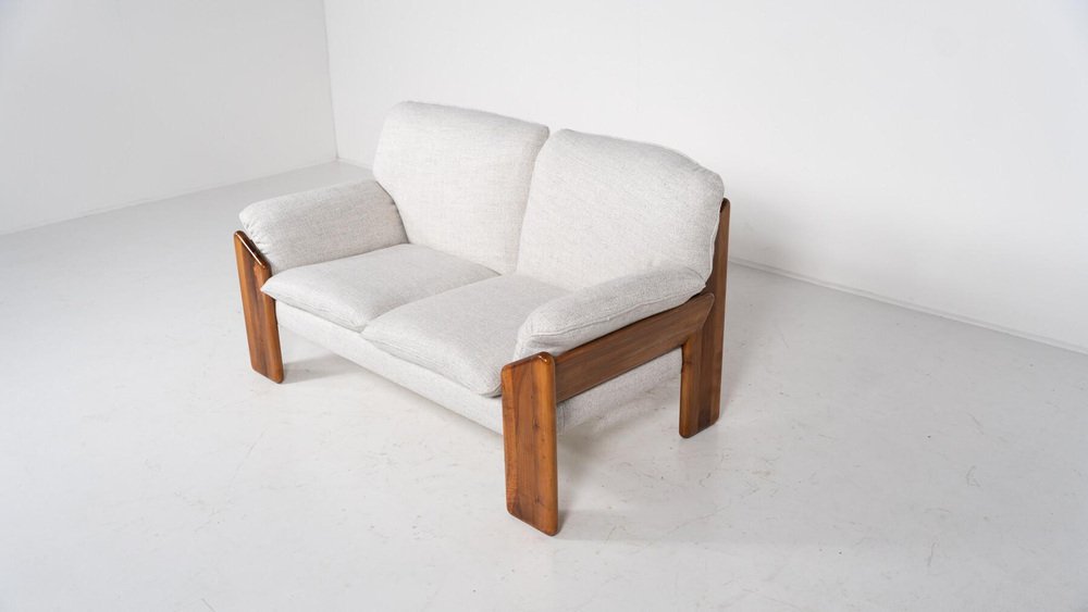 Sapporo zugeschriebenes Mid-Century Modern Sofa für Mobil Girgi ...