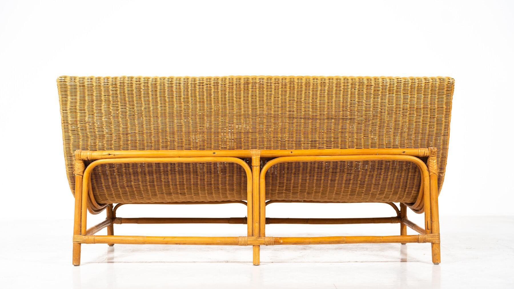 Mid-Century Modern Wicker Bench, Italy, 1970s for sale at Pamono
