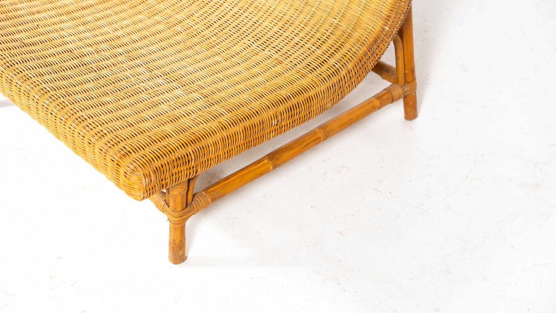 Mid-Century Modern Wicker Bench, Italy, 1970s for sale at Pamono