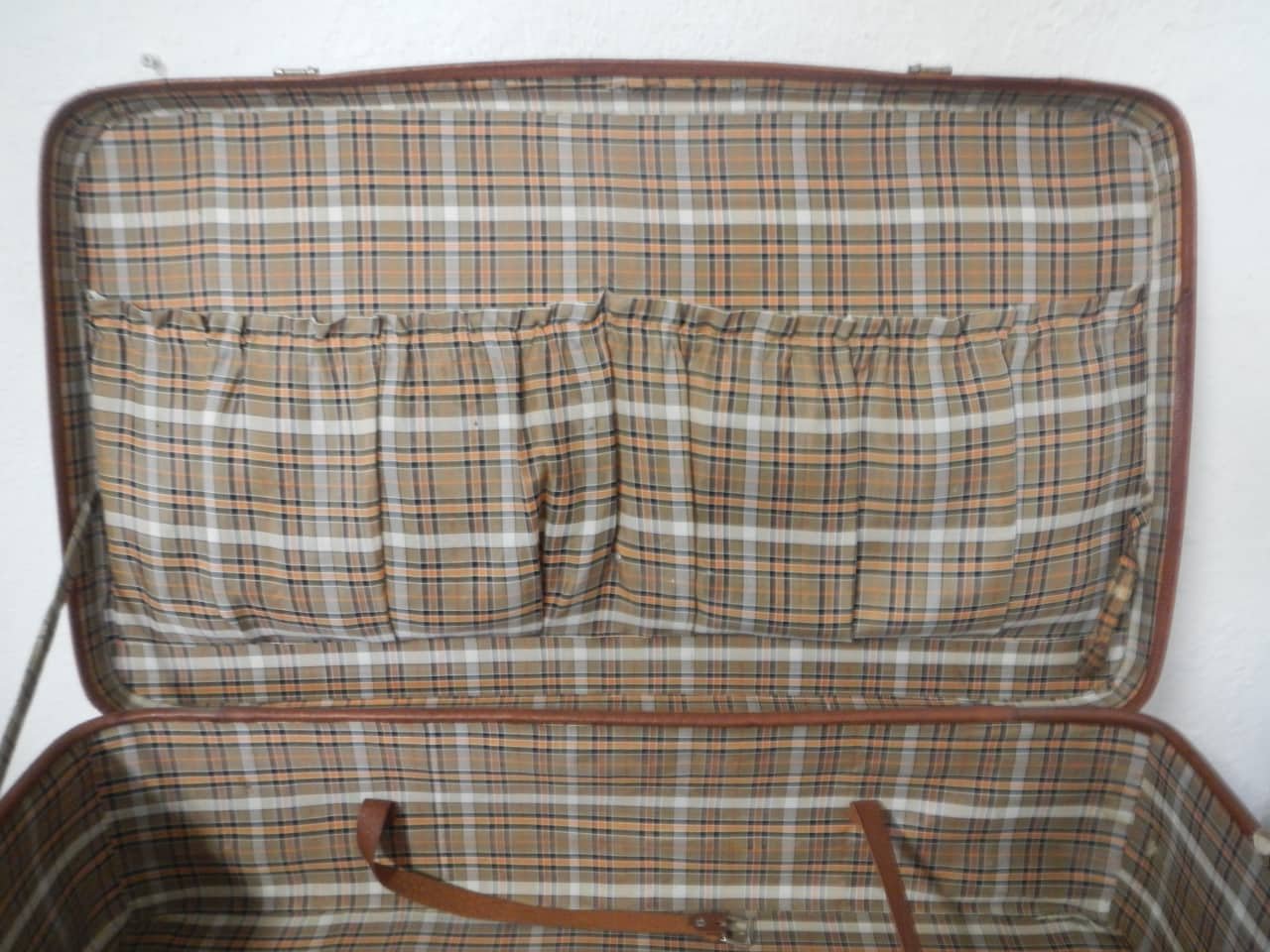 Vintage Leather Suitcase, 1970 for sale at Pamono