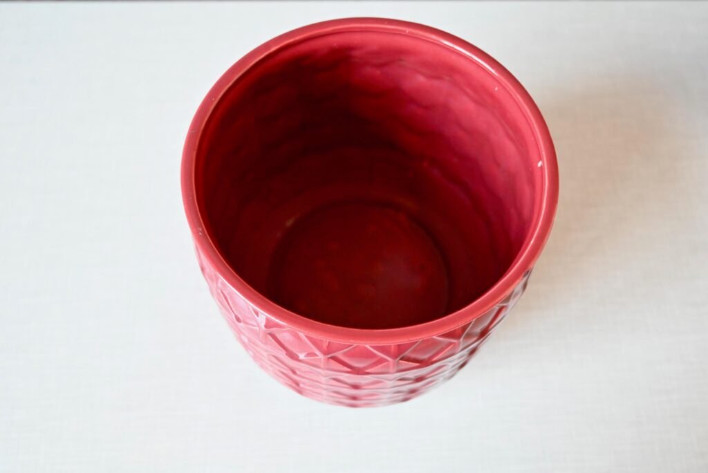 Art Deco Red Ceramic Planter, 1940s for sale at Pamono