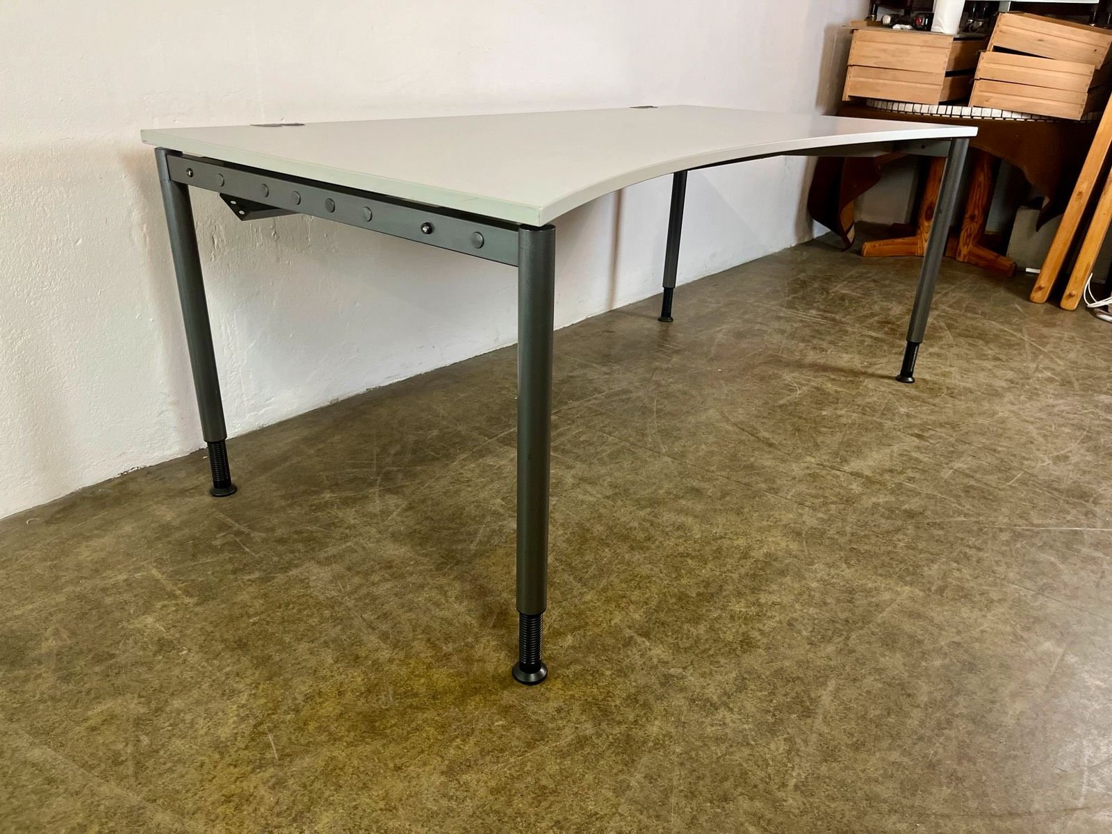 Height Adjustable Desk from OKA for sale at Pamono