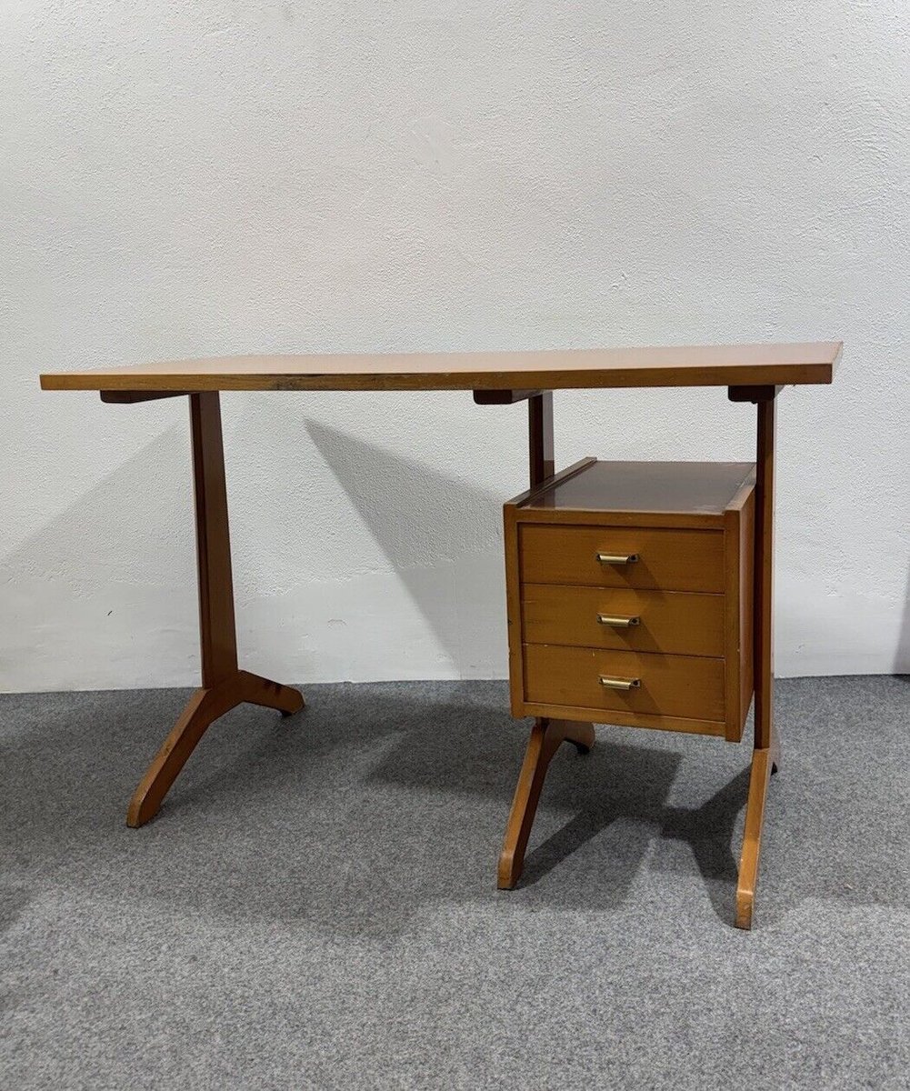 Mid-Century Modern Wooden Desk, 1950s for sale at Pamono