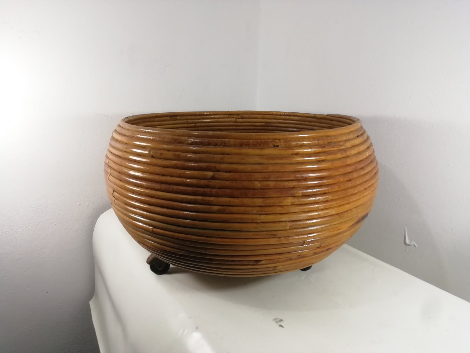 Vintage Wicker Planter, 1950s for sale at Pamono