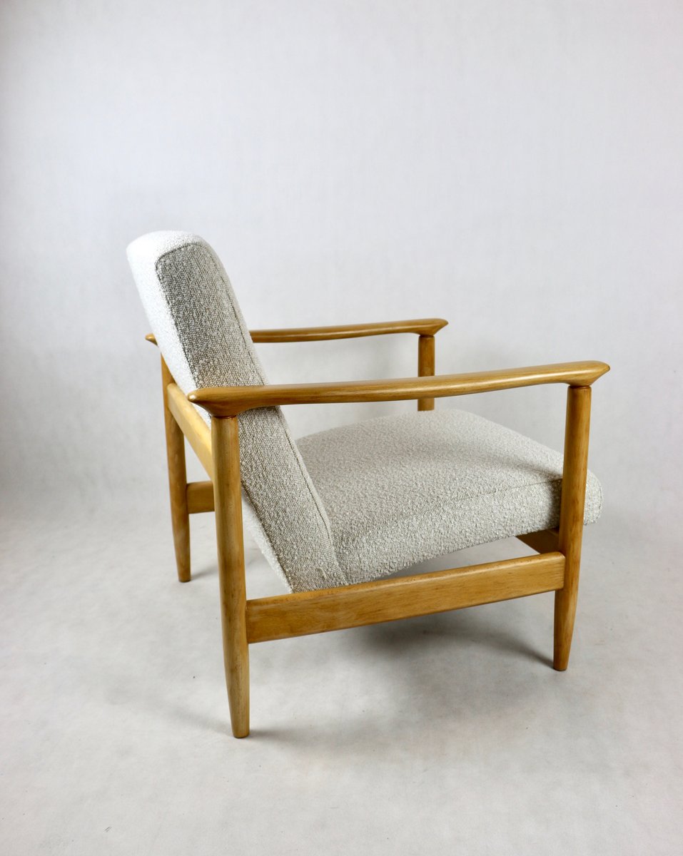 Weißer Boucle GFM-142 Armlehnstuhl Edmund Homa zugeschrieben, 1970er ...