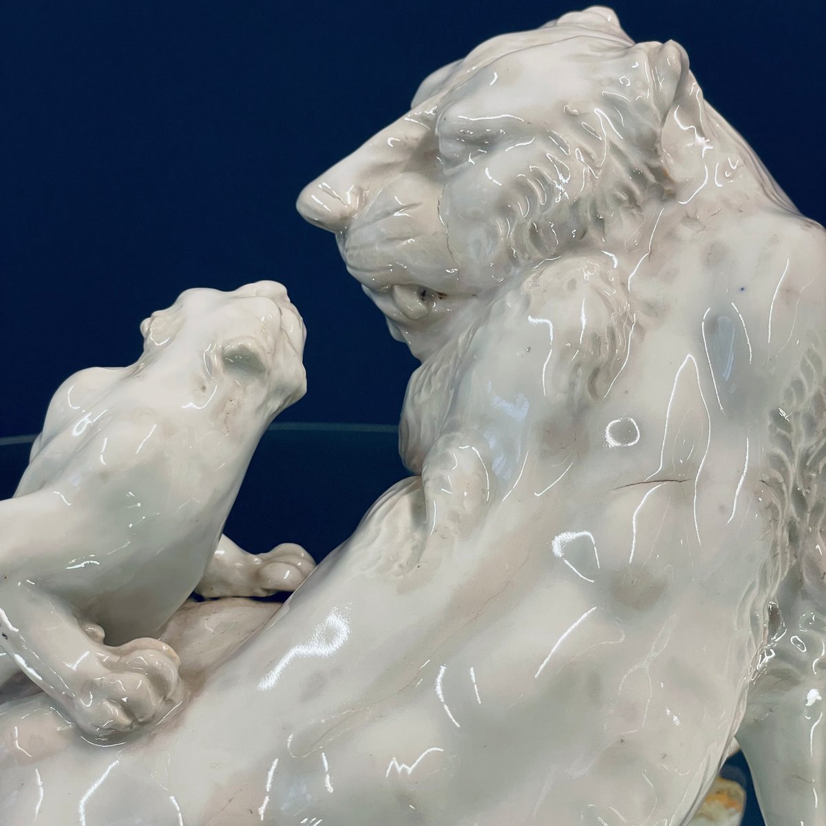 Porcelain Lion Sculpture, 1800s for sale at Pamono