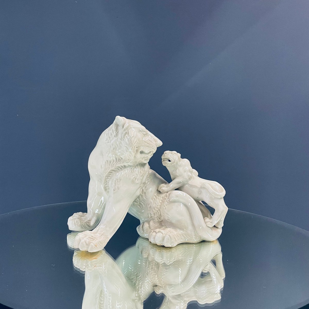 Porcelain Lion Sculpture, 1800s for sale at Pamono
