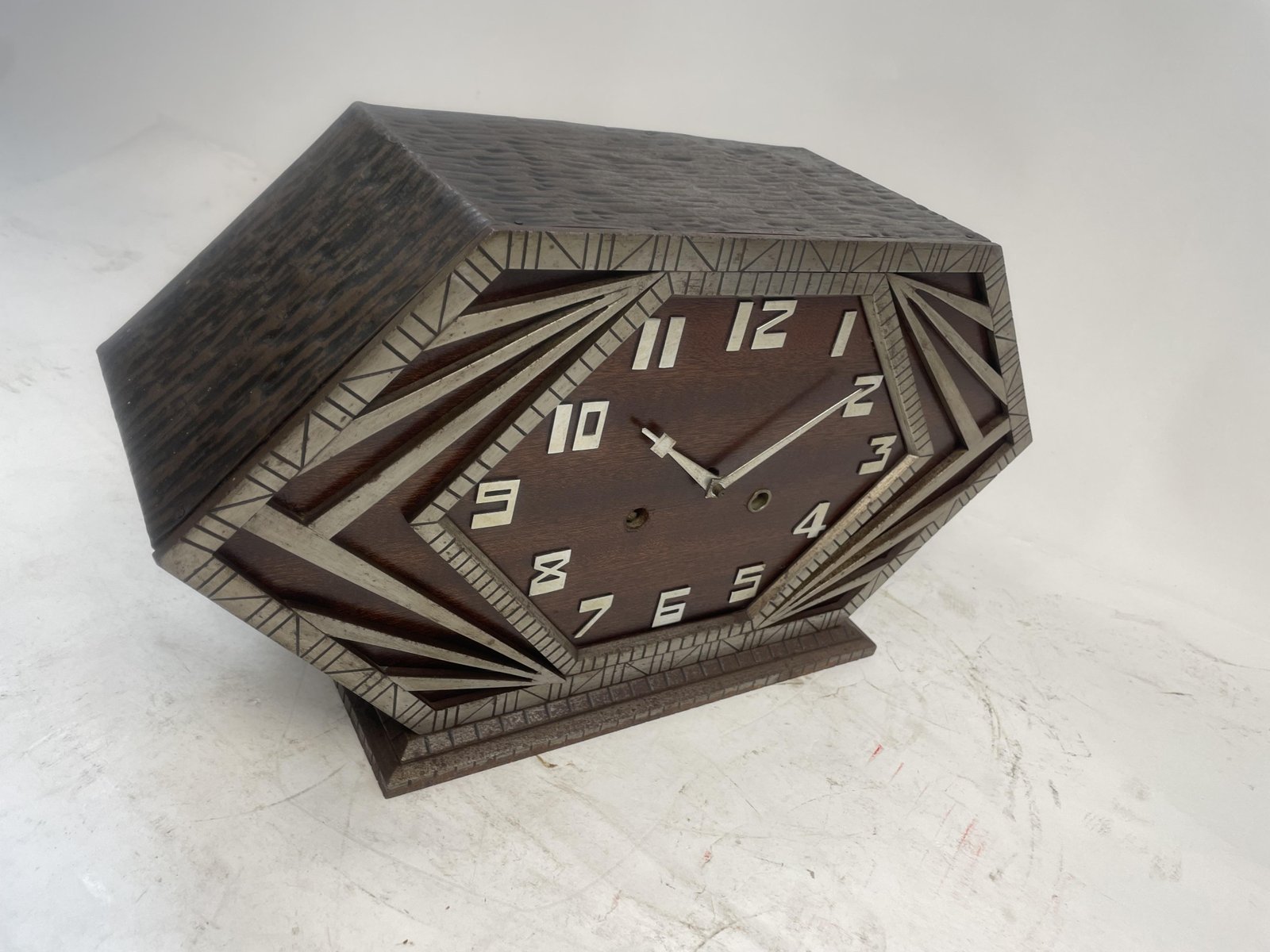 Vintage Art Deco Clock, 1920s for sale at Pamono