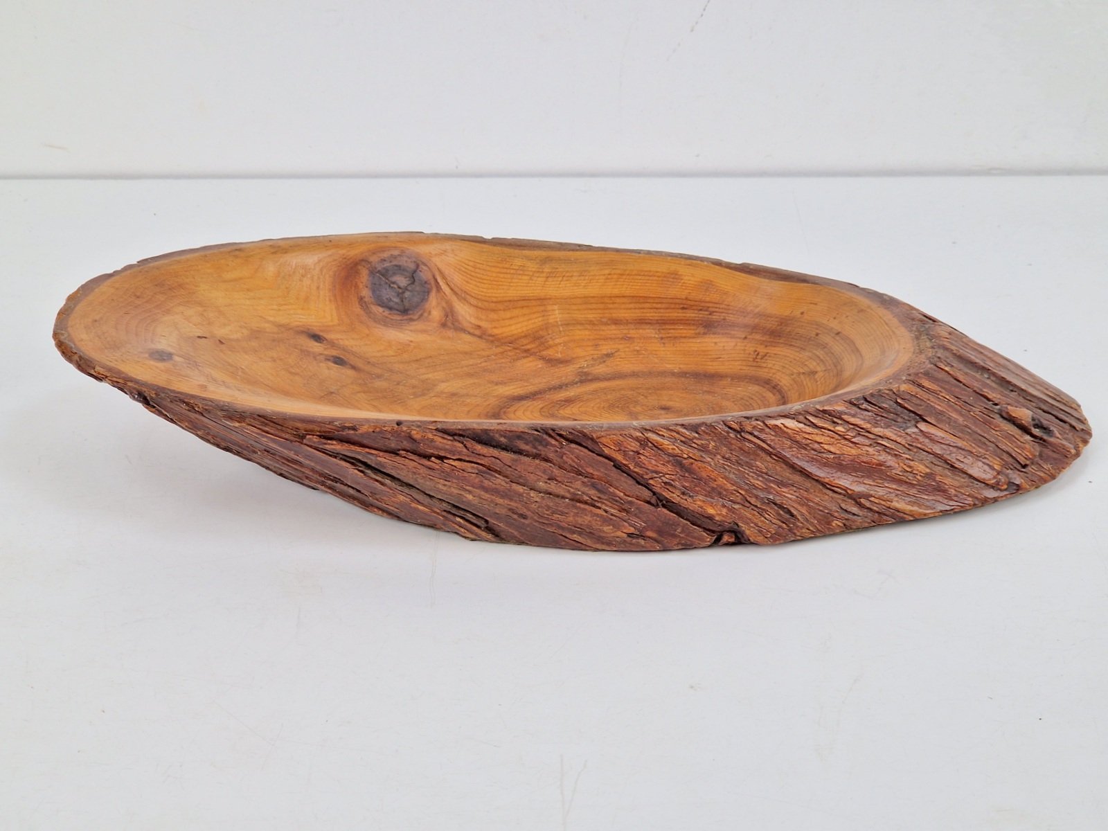 Vintage Brutalist Pine Tree Trunk Bowl, 1960s for sale at Pamono