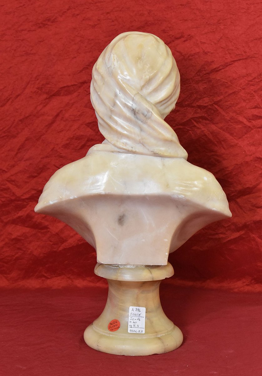 Woman Sculpture, 19th Century, Alabaster for sale at Pamono